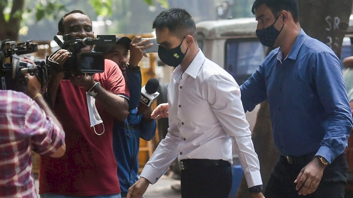 बॉम्बे हाई कोर्ट ने ठुकराई वानखेड़े के पिता की मांग, नवाब मलिक के सोशल ...